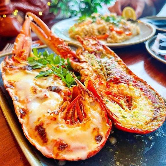 The Lobster Pot Nottingham, Restaurant, Lobster Pot Mansfield Rd ...