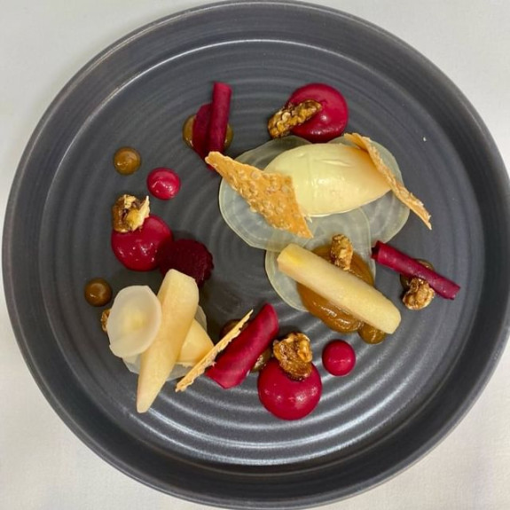 Strawberry Tree Restaurant, Restaurant, Brook Mews - Macreddin Village ...