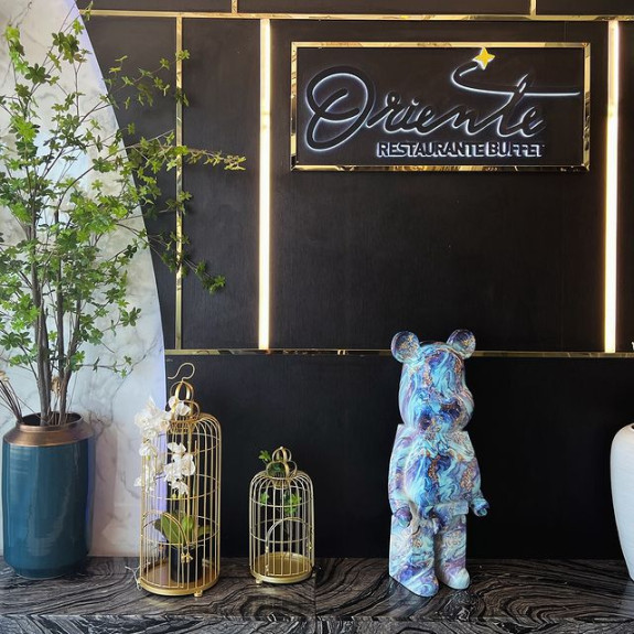 Oriente Restaurante Buffet, Restaurant, Heróis de Chaimite 10 ...